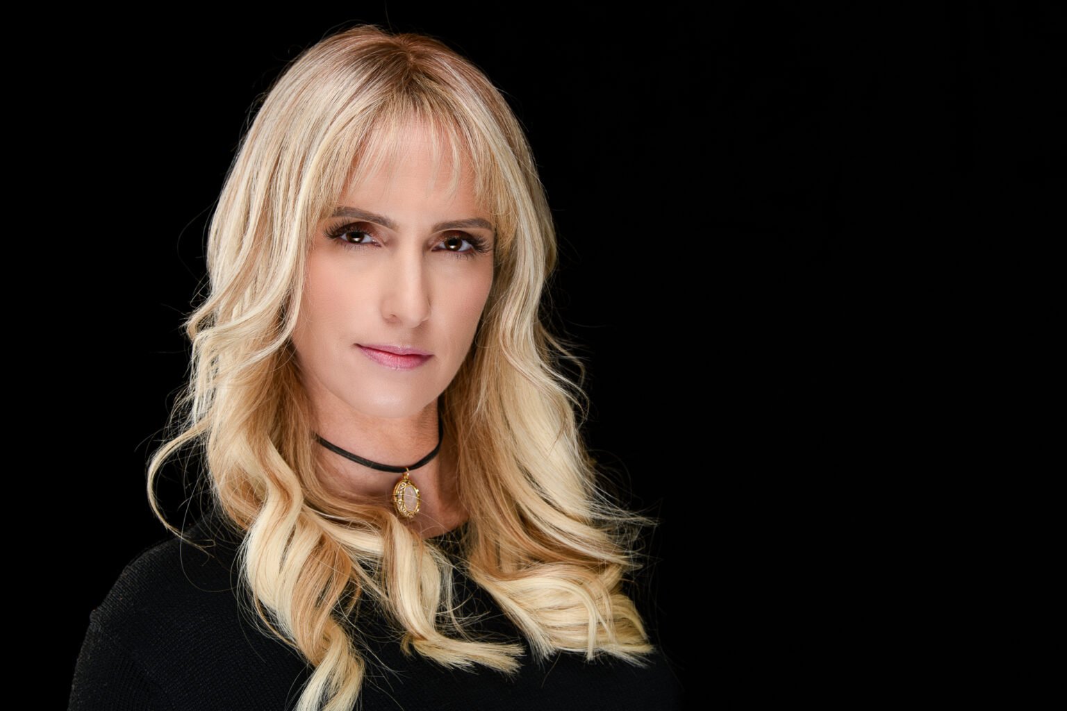 Book Now: Elevate Your Professional, Personal Profile Today