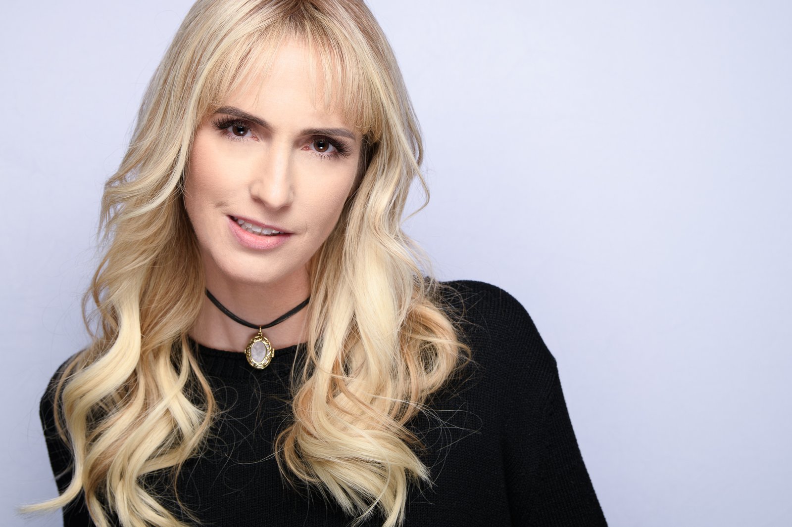 Book Now: Elevate Your Professional, Personal Profile Today